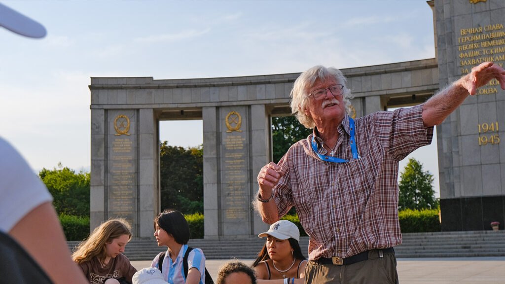 A Historic Podcast with 2 Excellent History Tour Guides! - Rayburn Tours